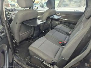 Grey Ford S-Max 2009 in Utena, with an engine capacity of 2.00 L and mileage of 277 thousand km for 2500 €, photo 10 on AUTOMOTO.COM.LV