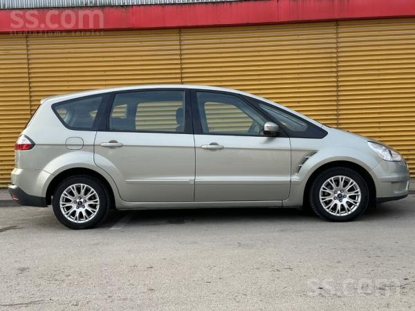Grey Ford S-Max 2010 in Ogre, with an engine capacity of 2.00 L and mileage of 207 thousand km for 1000 €, photo 8 on AUTOMOTO.COM.LV