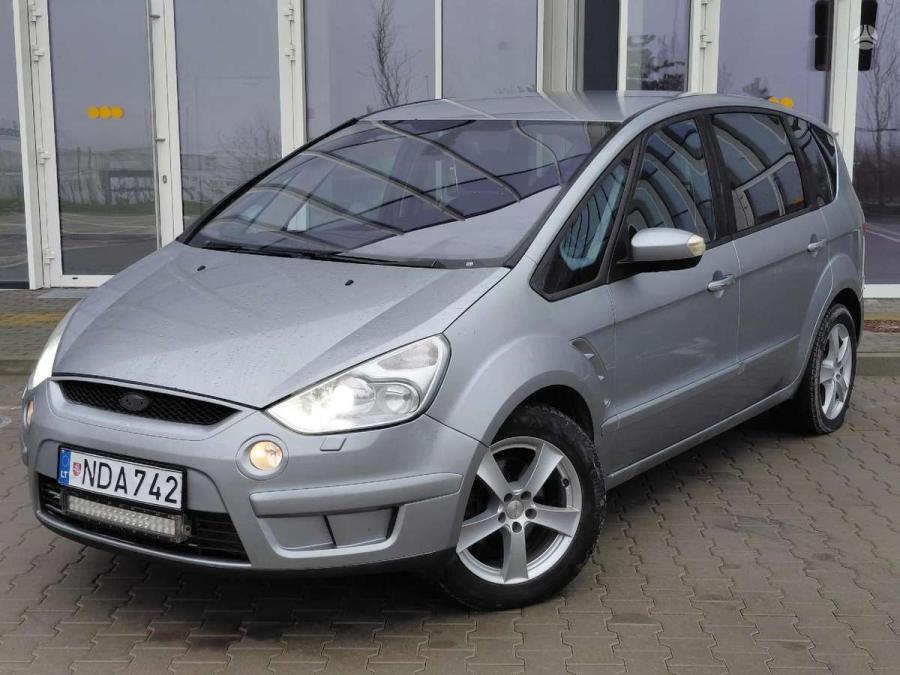 Grey Ford S-Max 2010 in Vilnius, with an engine capacity of 2.00 L and mileage of 322 thousand km for 3500 €, photo 3 on AUTOMOTO.COM.LV