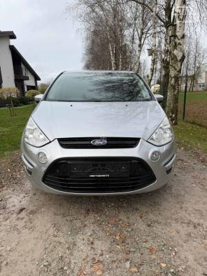 Grey Ford S-Max 2010 in Siauliai, with an engine capacity of 2.00 L and mileage of 367 thousand km for 4400 €, photo 2 on AUTOMOTO.COM.LV