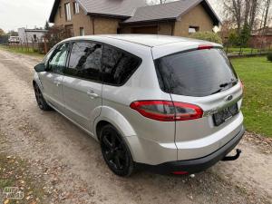 Grey Ford S-Max 2010 in Siauliai, with an engine capacity of 2.00 L and mileage of 367 thousand km for 4400 €, photo 4 on AUTOMOTO.COM.LV