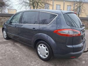 Pelēks Ford S-Max 2010 Raseiniai, ar dzinēja tilpumu 2.00 L un nobraukumu 268 tūkst. km par 3850 €, foto 27 vietnē AUTOMOTO.COM.LV