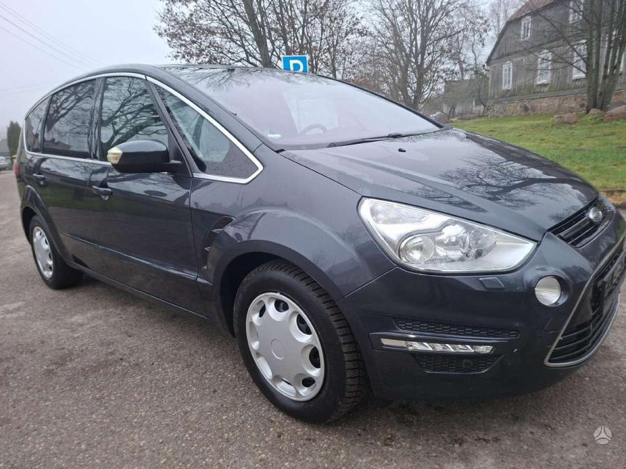 Pelēks Ford S-Max 2010 Raseiniai, ar dzinēja tilpumu 2.00 L un nobraukumu 268 tūkst. km par 3850 €, foto 31 vietnē AUTOMOTO.COM.LV