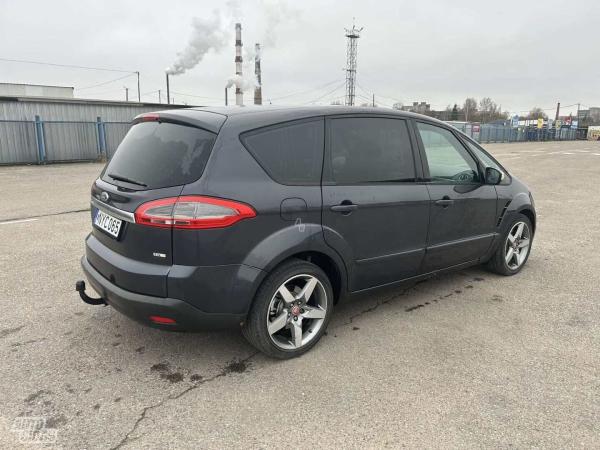 Pelēks Ford S-Max 2010 Panevēža, ar dzinēja tilpumu 2.00 L un nobraukumu 340 tūkst. km par 3900 €, foto 7 vietnē AUTOMOTO.COM.LV