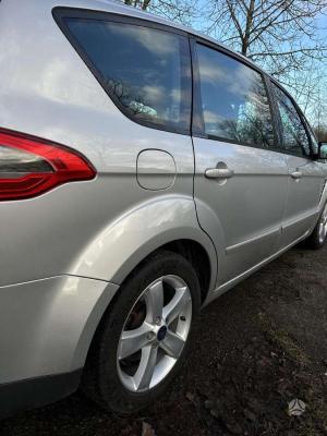 Pelēks Ford S-Max 2010 Kauņa, ar dzinēja tilpumu 2.00 L un nobraukumu 273 tūkst. km par 3800 €, foto 5 vietnē AUTOMOTO.COM.LV