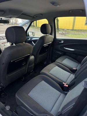 Pelēks Ford S-Max 2010 Kauņa, ar dzinēja tilpumu 2.00 L un nobraukumu 273 tūkst. km par 3800 €, foto 9 vietnē AUTOMOTO.COM.LV