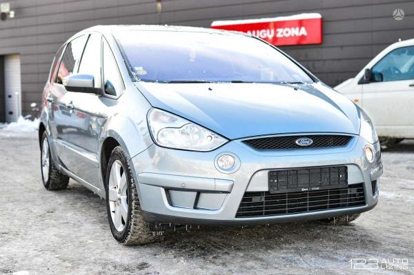 Grey Ford S-Max 2010 in Kretinga, with an engine capacity of 2.00 L and mileage of 245 thousand km for 4750 €, photo 5 on AUTOMOTO.COM.LV