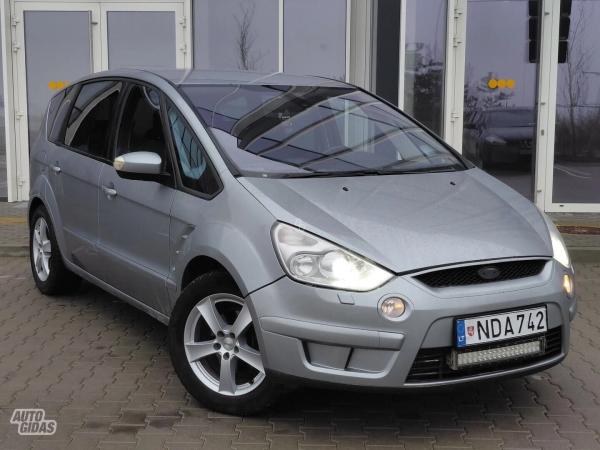 Pelēks Ford S-Max 2010 Viļņa, ar dzinēja tilpumu 2.00 L un nobraukumu 322 tūkst. km par 3200 €, foto 1 vietnē AUTOMOTO.COM.LV