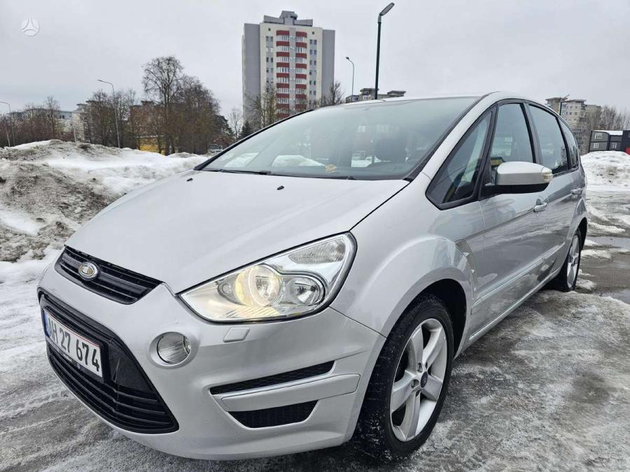 Grey Ford S-Max 2010 in Kaunas, with an engine capacity of 2.00 L and mileage of 274 thousand km for 4350 €, photo 3 on AUTOMOTO.COM.LV