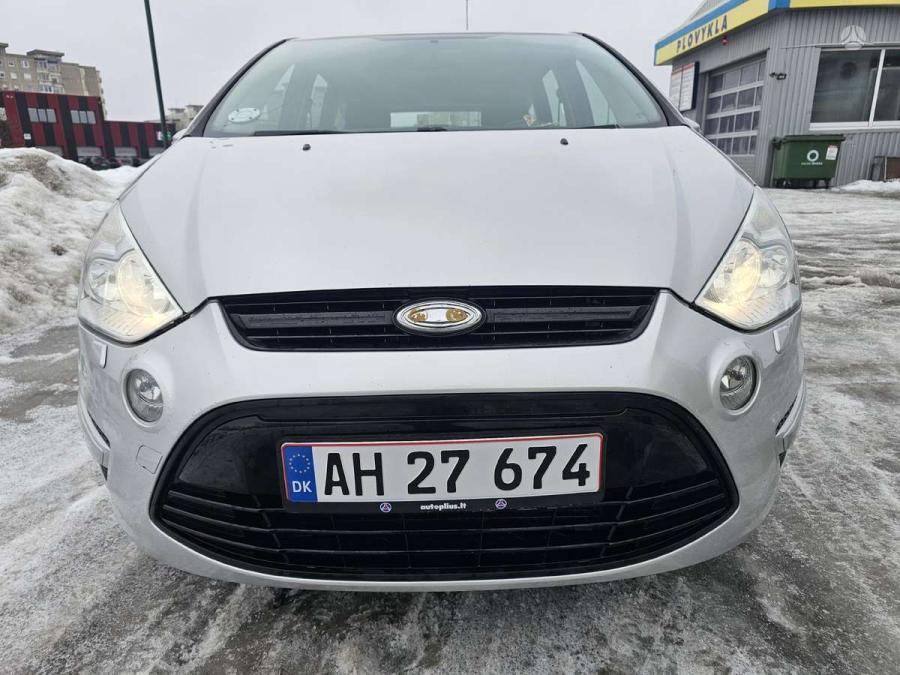 Grey Ford S-Max 2010 in Kaunas, with an engine capacity of 2.00 L and mileage of 274 thousand km for 4350 €, photo 9 on AUTOMOTO.COM.LV