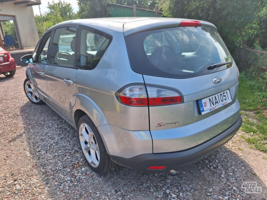 Grey Ford S-Max 2010 in Palanga, with an engine capacity of 2.00 L and mileage of 266 thousand km for 4500 €, photo 5 on AUTOMOTO.COM.LV