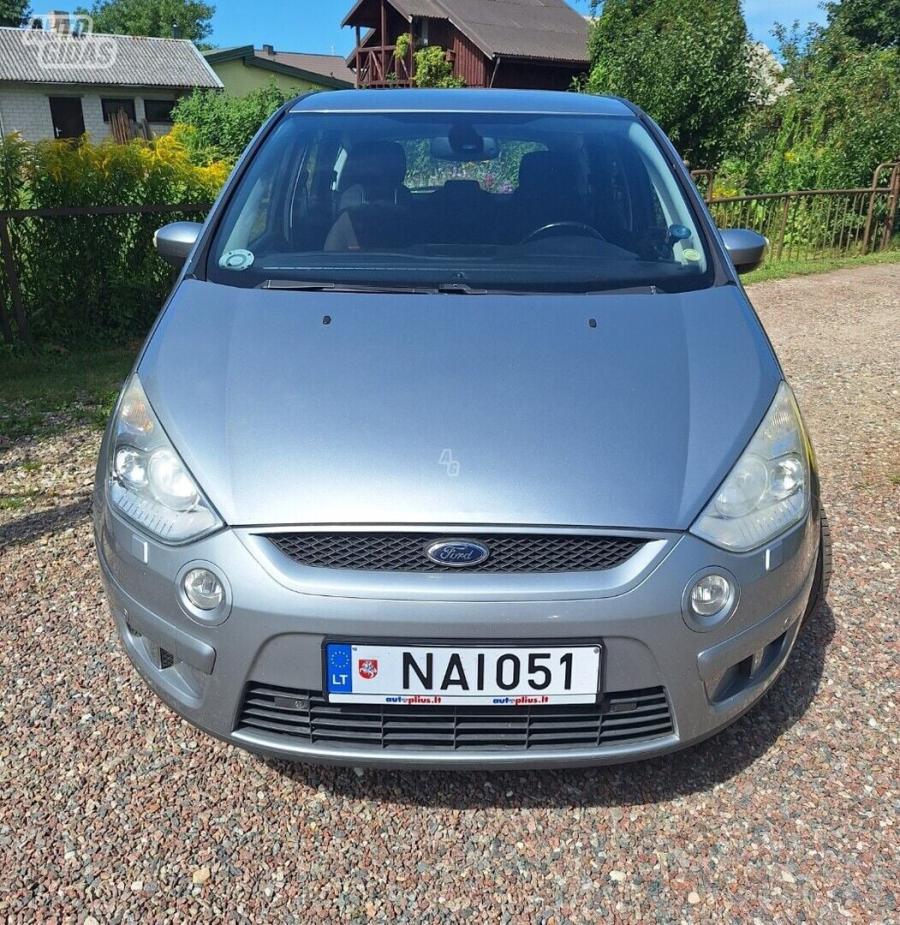 Grey Ford S-Max 2010 in Palanga, with an engine capacity of 2.00 L and mileage of 266 thousand km for 4500 €, photo 6 on AUTOMOTO.COM.LV