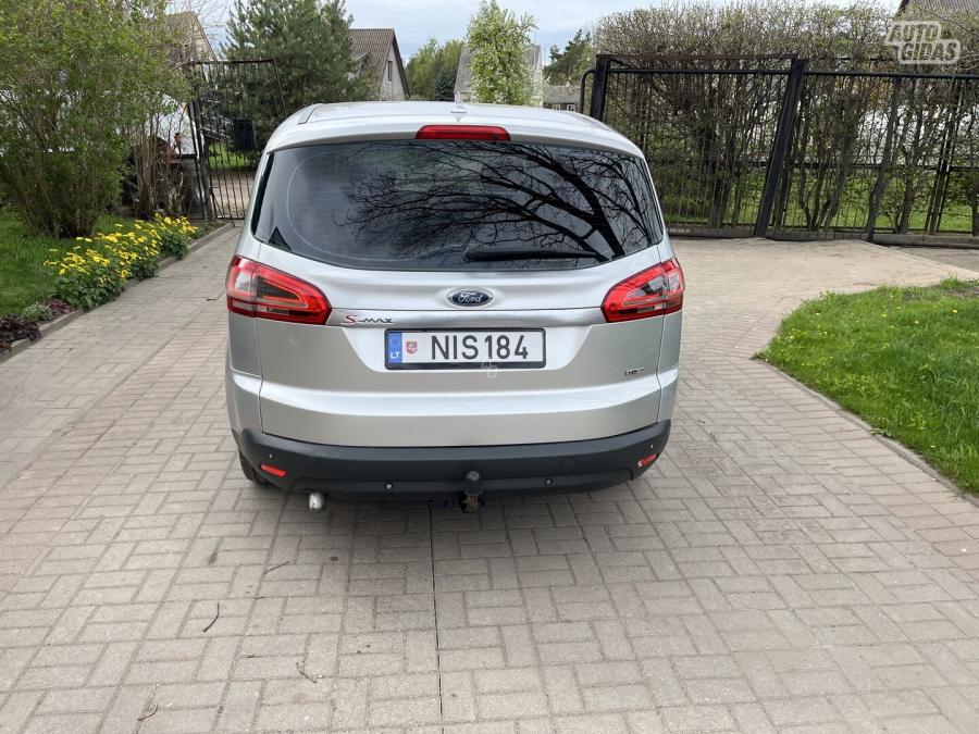 Pelēks Ford S-Max 2010 Šauļi, ar dzinēja tilpumu 2.00 L un nobraukumu 390 tūkst. km par 3450 €, foto 5 vietnē AUTOMOTO.COM.LV