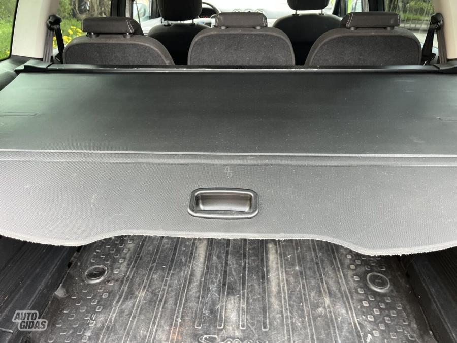 Pelēks Ford S-Max 2010 Šauļi, ar dzinēja tilpumu 2.00 L un nobraukumu 390 tūkst. km par 3450 €, foto 12 vietnē AUTOMOTO.COM.LV