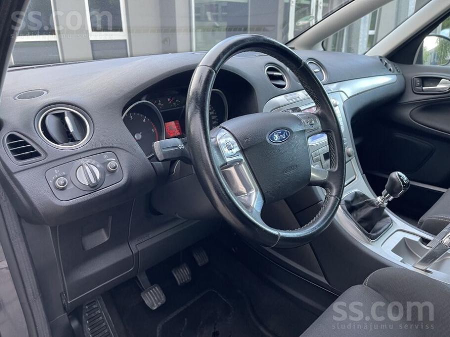 Pelēks Ford S-Max 2010 Jūrmala, ar dzinēja tilpumu 2.00 L un nobraukumu 0 tūkst. km par 4850 €, foto 18 vietnē AUTOMOTO.COM.LV