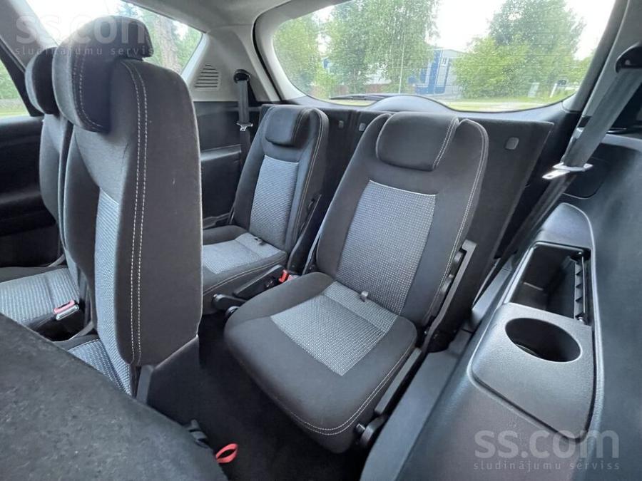 Pelēks Ford S-Max 2010 Jūrmala, ar dzinēja tilpumu 2.00 L un nobraukumu 0 tūkst. km par 4850 €, foto 22 vietnē AUTOMOTO.COM.LV