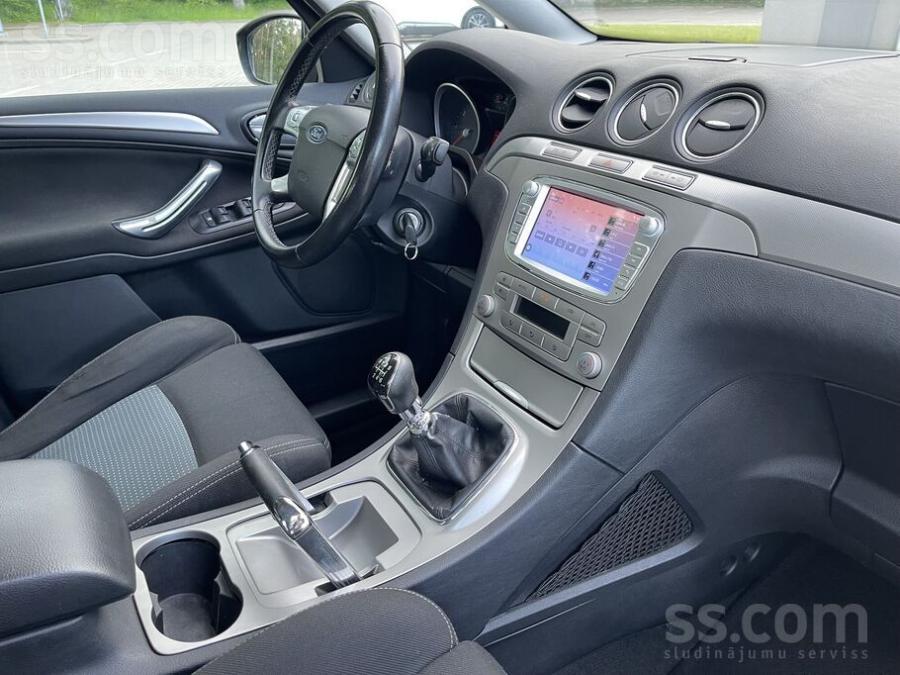 Pelēks Ford S-Max 2010 Jūrmala, ar dzinēja tilpumu 2.00 L un nobraukumu 0 tūkst. km par 4850 €, foto 29 vietnē AUTOMOTO.COM.LV