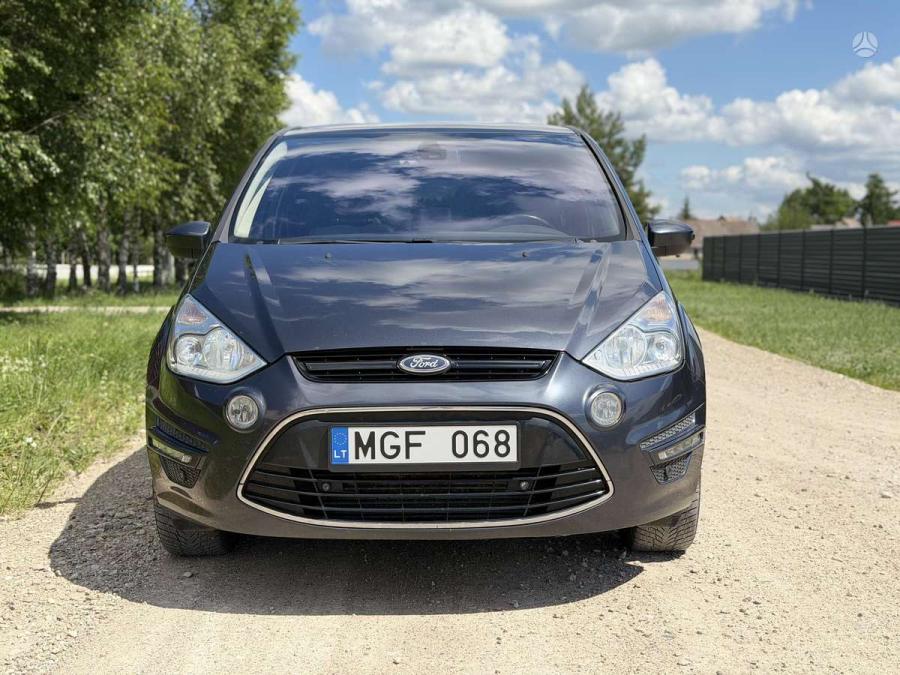 Pelēks Ford S-Max 2010 Viļņa, ar dzinēja tilpumu 2.00 L un nobraukumu 308 tūkst. km par 4950 €, foto 6 vietnē AUTOMOTO.COM.LV