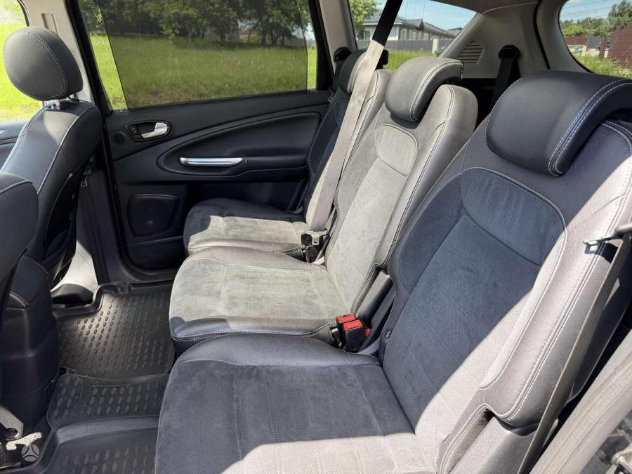Pelēks Ford S-Max 2010 Viļņa, ar dzinēja tilpumu 2.00 L un nobraukumu 308 tūkst. km par 4950 €, foto 12 vietnē AUTOMOTO.COM.LV