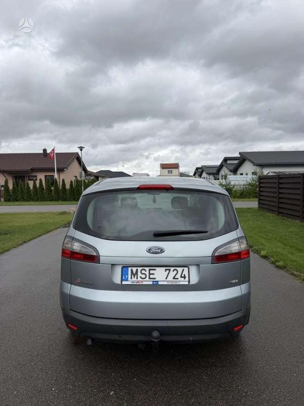 Grey Ford S-Max 2010 in Klaipeda, with an engine capacity of 2.00 L and mileage of 359 thousand km for 2250 €, photo 6 on AUTOMOTO.COM.LV