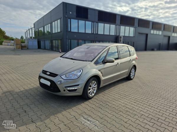 Grey Ford S-Max 2010 in Kaunas, with an engine capacity of 2.00 L and mileage of 308 thousand km for 3750 €, photo 3 on AUTOMOTO.COM.LV