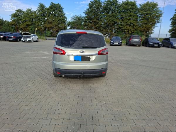 Grey Ford S-Max 2010 in Kaunas, with an engine capacity of 2.00 L and mileage of 308 thousand km for 3750 €, photo 8 on AUTOMOTO.COM.LV