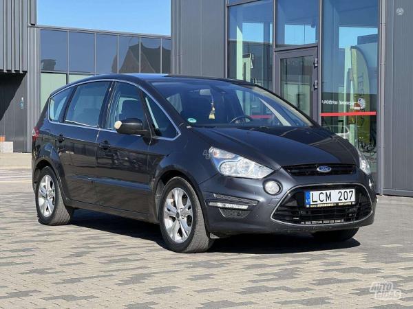 Grey Ford S-Max 2010 in Siauliai, with an engine capacity of 2.00 L and mileage of 260 thousand km for 4200 €, photo 2 on AUTOMOTO.COM.LV