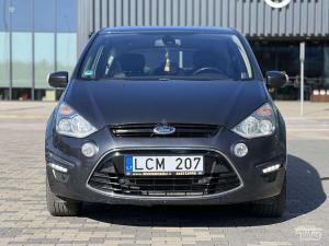 Grey Ford S-Max 2010 in Siauliai, with an engine capacity of 2.00 L and mileage of 260 thousand km for 4700 €, photo 4 on AUTOMOTO.COM.LV