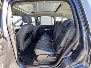Grey Ford S-Max 2010 in Siauliai, with an engine capacity of 2.00 L and mileage of 260 thousand km for 4700 €, photo 21 on AUTOMOTO.COM.LV