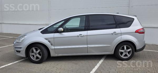 Pelēks Ford S-Max 2010 Rīga, ar dzinēja tilpumu 2.00 L un nobraukumu 262 tūkst. km par 4350 €, foto 3 vietnē AUTOMOTO.COM.LV