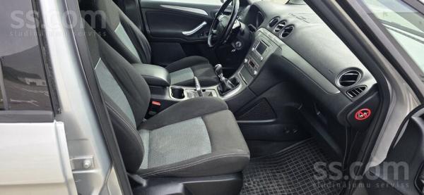 Pelēks Ford S-Max 2010 Rīga, ar dzinēja tilpumu 2.00 L un nobraukumu 262 tūkst. km par 4350 €, foto 8 vietnē AUTOMOTO.COM.LV