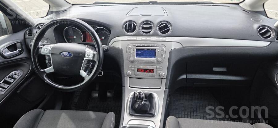 Grey Ford S-Max 2010 in Riga, with an engine capacity of 2.00 L and mileage of 262 thousand km for 4350 €, photo 12 on AUTOMOTO.COM.LV