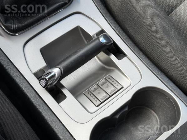 Grey Ford S-Max 2010 in Riga, with an engine capacity of 2.00 L and mileage of 0 thousand km for 1990 €, photo 6 on AUTOMOTO.COM.LV