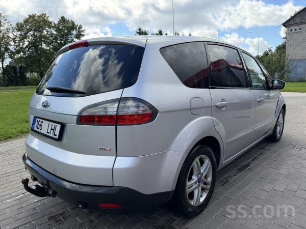 Pelēks Ford S-Max 2010 Rīga, ar dzinēja tilpumu 2.00 L un nobraukumu 0 tūkst. km par 1990 €, foto 3 vietnē AUTOMOTO.COM.LV