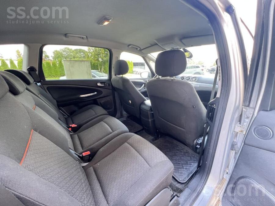 Pelēks Ford S-Max 2010 Rīga, ar dzinēja tilpumu 2.00 L un nobraukumu 400 tūkst. km par 1799 €, foto 8 vietnē AUTOMOTO.COM.LV