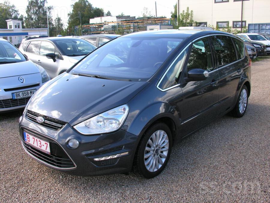 Grey Ford S-Max 2010 in Riga, with an engine capacity of 2.00 L and mileage of 232 thousand km for 4750 €, photo 1 on AUTOMOTO.COM.LV