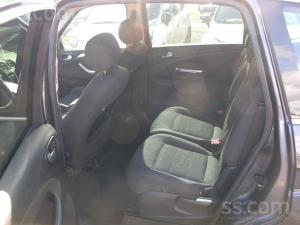 Grey Ford S-Max 2010 in Riga, with an engine capacity of 2.00 L and mileage of 232 thousand km for 4750 €, photo 9 on AUTOMOTO.COM.LV