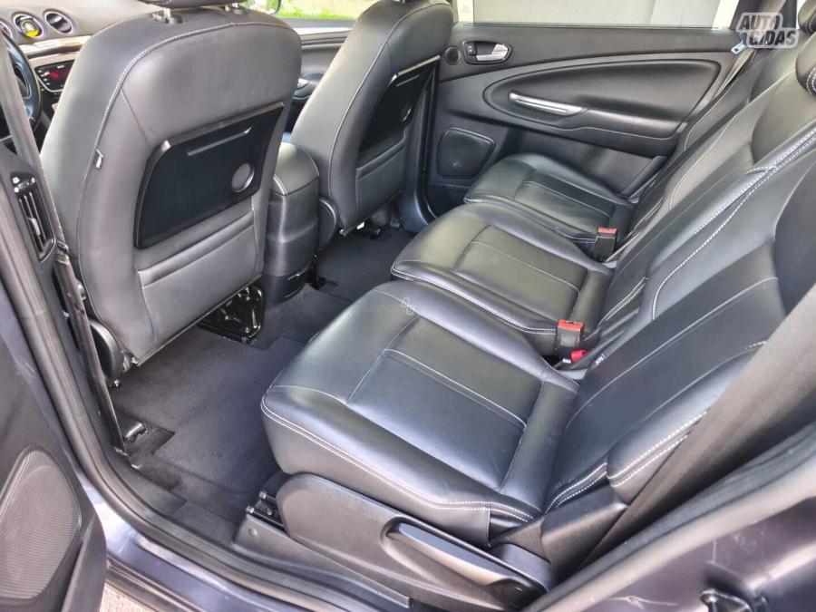 Pelēks Ford S-Max 2010 Šauļi, ar dzinēja tilpumu 2.00 L un nobraukumu 261 tūkst. km par 4400 €, foto 15 vietnē AUTOMOTO.COM.LV