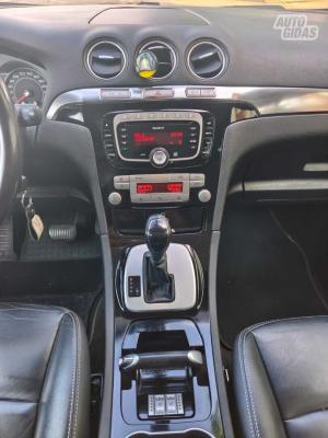 Pelēks Ford S-Max 2010 Šauļi, ar dzinēja tilpumu 2.00 L un nobraukumu 261 tūkst. km par 4400 €, foto 17 vietnē AUTOMOTO.COM.LV