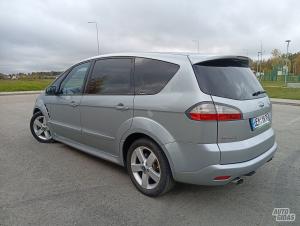 Grey Ford S-Max 2010 in Vilnius, with an engine capacity of 2.20 L and mileage of 326 thousand km for 4100 €, photo 5 on AUTOMOTO.COM.LV