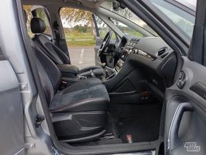 Grey Ford S-Max 2010 in Vilnius, with an engine capacity of 2.20 L and mileage of 326 thousand km for 4100 €, photo 23 on AUTOMOTO.COM.LV