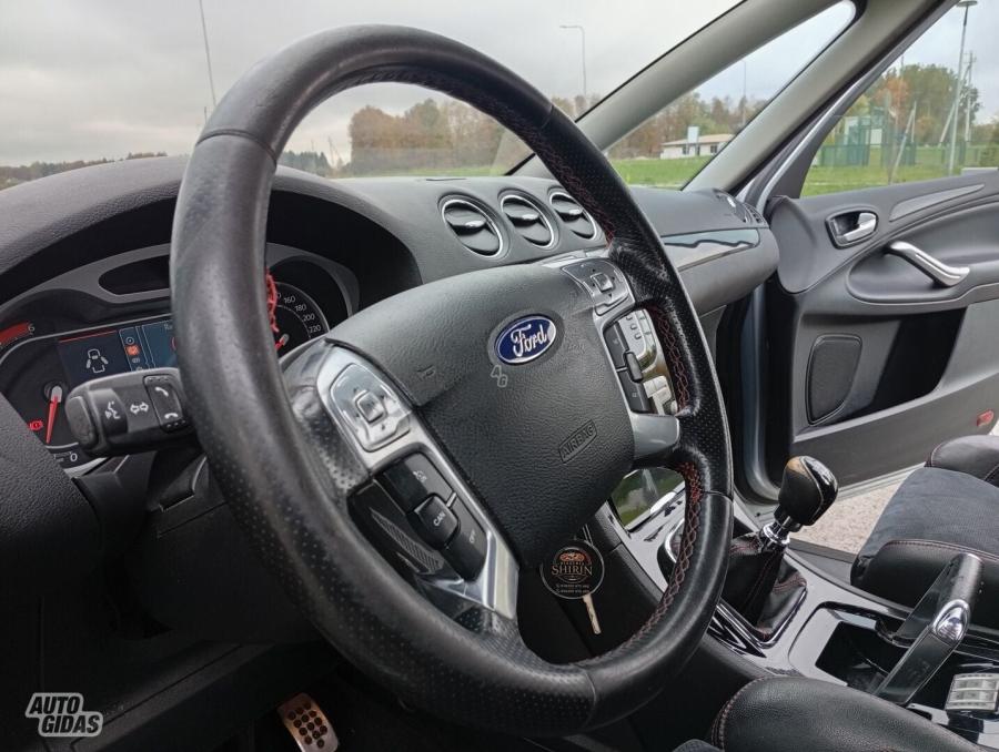 Grey Ford S-Max 2010 in Vilnius, with an engine capacity of 2.20 L and mileage of 326 thousand km for 4100 €, photo 29 on AUTOMOTO.COM.LV
