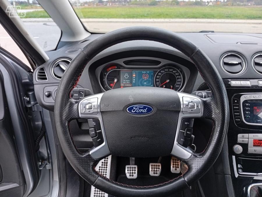 Grey Ford S-Max 2010 in Vilnius, with an engine capacity of 2.20 L and mileage of 326 thousand km for 4100 €, photo 30 on AUTOMOTO.COM.LV