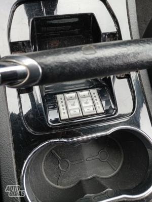 Grey Ford S-Max 2010 in Vilnius, with an engine capacity of 2.20 L and mileage of 326 thousand km for 4100 €, photo 33 on AUTOMOTO.COM.LV