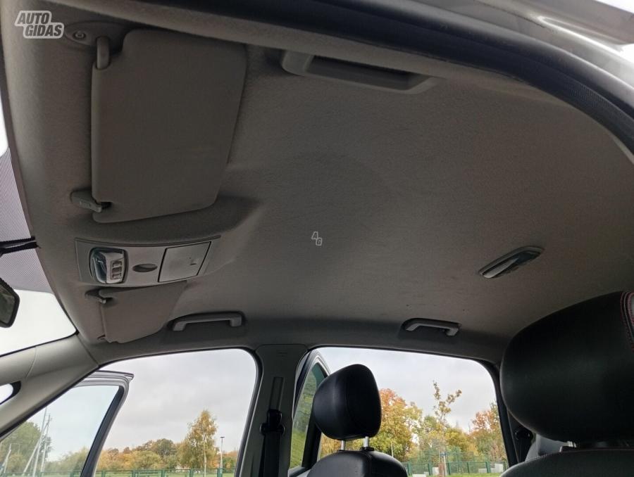 Grey Ford S-Max 2010 in Vilnius, with an engine capacity of 2.20 L and mileage of 326 thousand km for 4100 €, photo 38 on AUTOMOTO.COM.LV