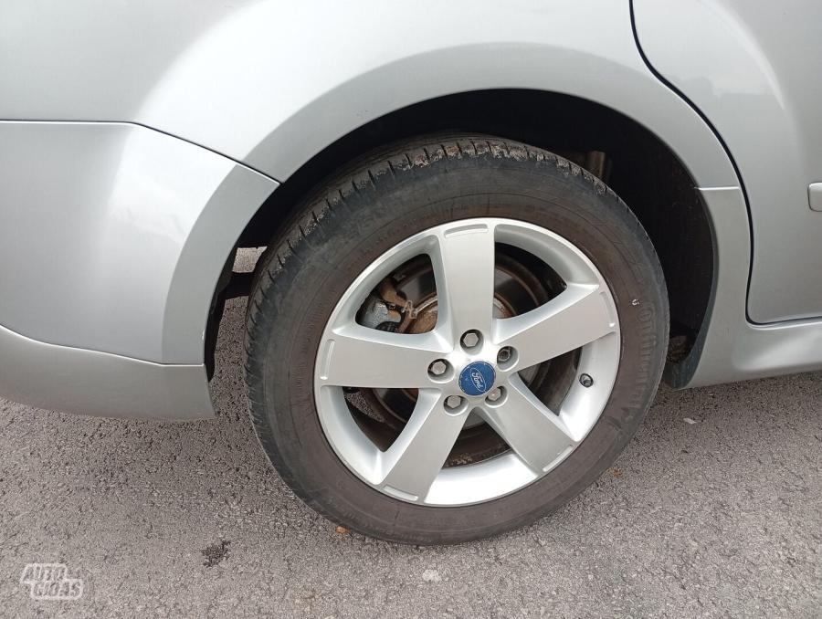 Grey Ford S-Max 2010 in Vilnius, with an engine capacity of 2.20 L and mileage of 326 thousand km for 4100 €, photo 42 on AUTOMOTO.COM.LV