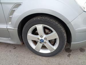 Grey Ford S-Max 2010 in Vilnius, with an engine capacity of 2.20 L and mileage of 326 thousand km for 4100 €, photo 43 on AUTOMOTO.COM.LV
