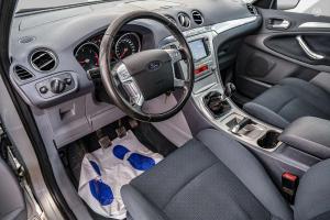 Grey Ford S-Max 2010 in Kaunas, with an engine capacity of 2.00 L and mileage of 195 thousand km for 4990 €, photo 9 on AUTOMOTO.COM.LV