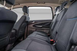 Grey Ford S-Max 2010 in Kaunas, with an engine capacity of 2.00 L and mileage of 195 thousand km for 4990 €, photo 11 on AUTOMOTO.COM.LV