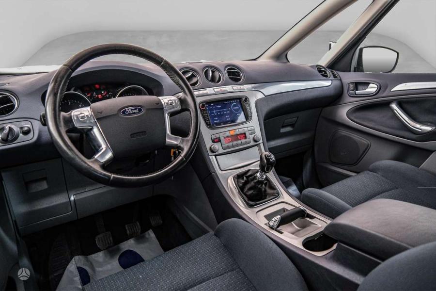 Grey Ford S-Max 2010 in Kaunas, with an engine capacity of 2.00 L and mileage of 195 thousand km for 4990 €, photo 12 on AUTOMOTO.COM.LV